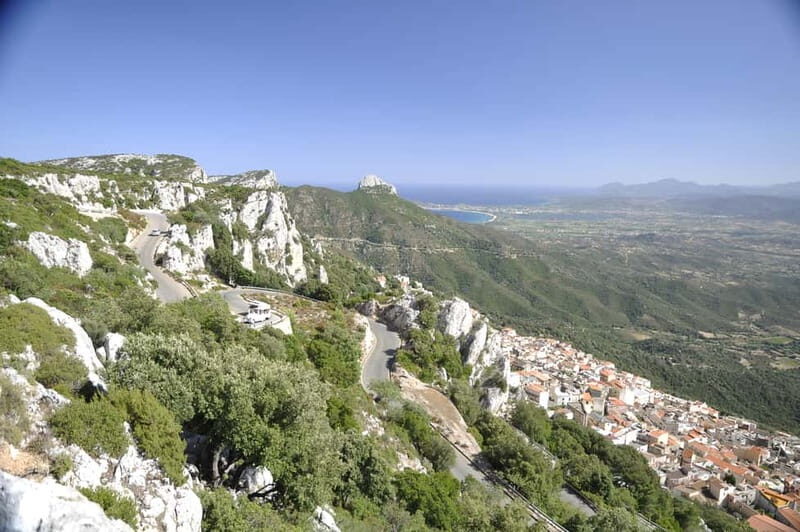 Trenino Supramonte: Guided tour of Golgo plateau