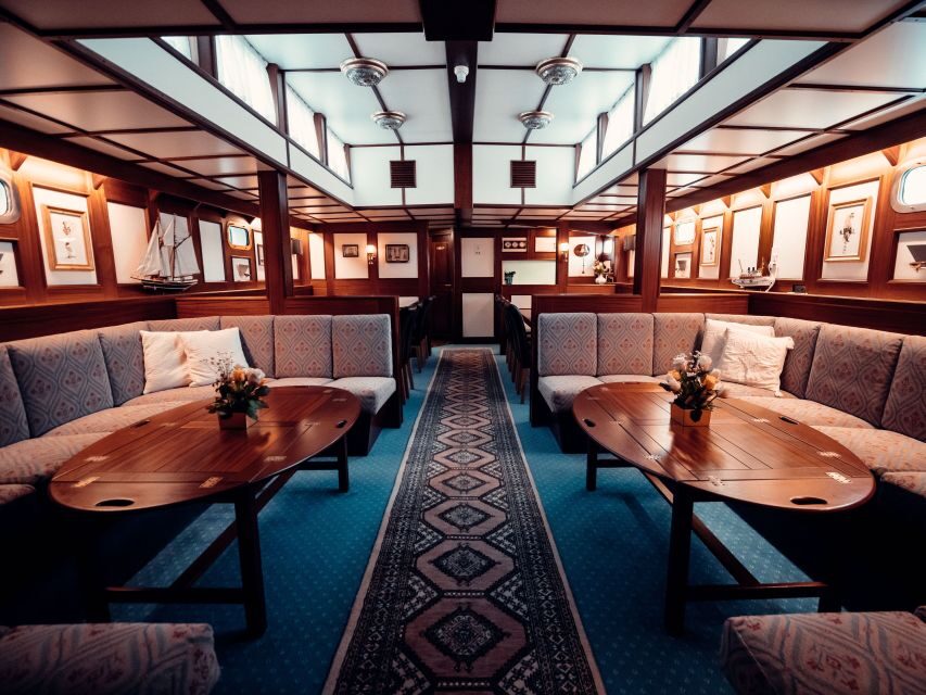 Tromsø: Polar Fjord Cruise on a Luxury Yacht with Lunch