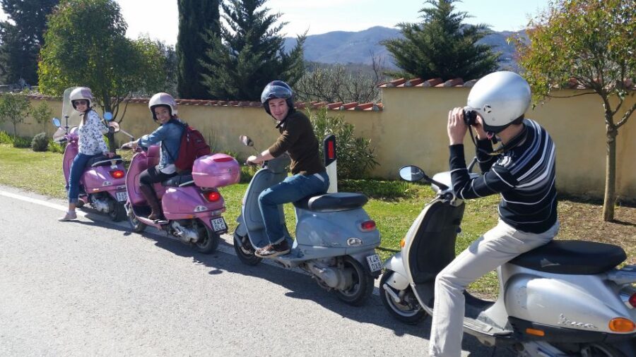 Tuscany: Vespa Tour with Traditional Lunch