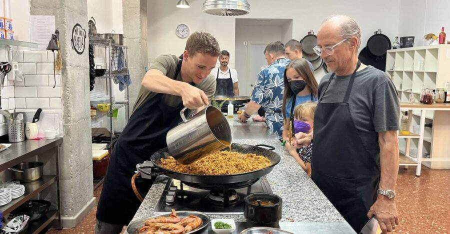 Valencia: Paella Workshop, Tapas and Ruzafa Market Visit
