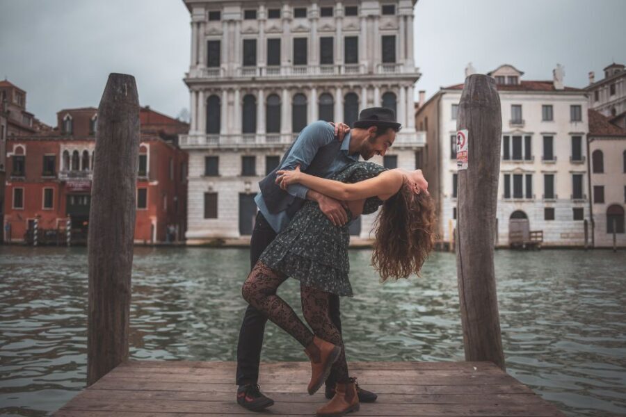 Venice: City Portrait Session with Professional Photographer