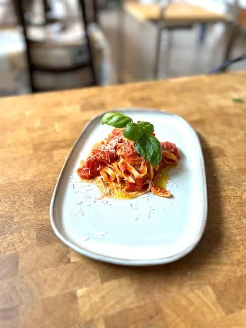 Venice: Pasta Class with Wine Tasting and Gelato
