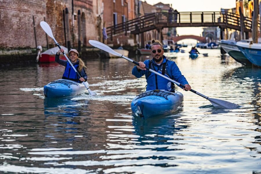 Venice: Sunset Kayak Tour in the Canals