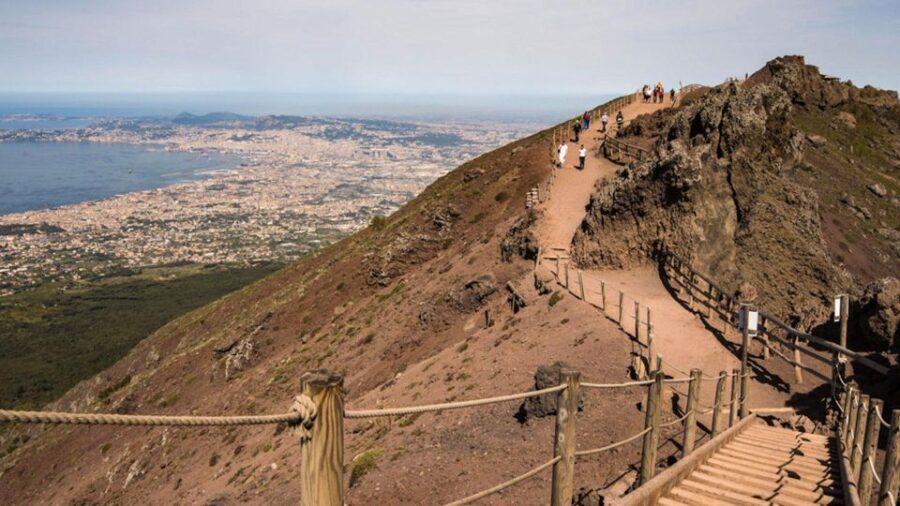 Vesuvius bike and walk