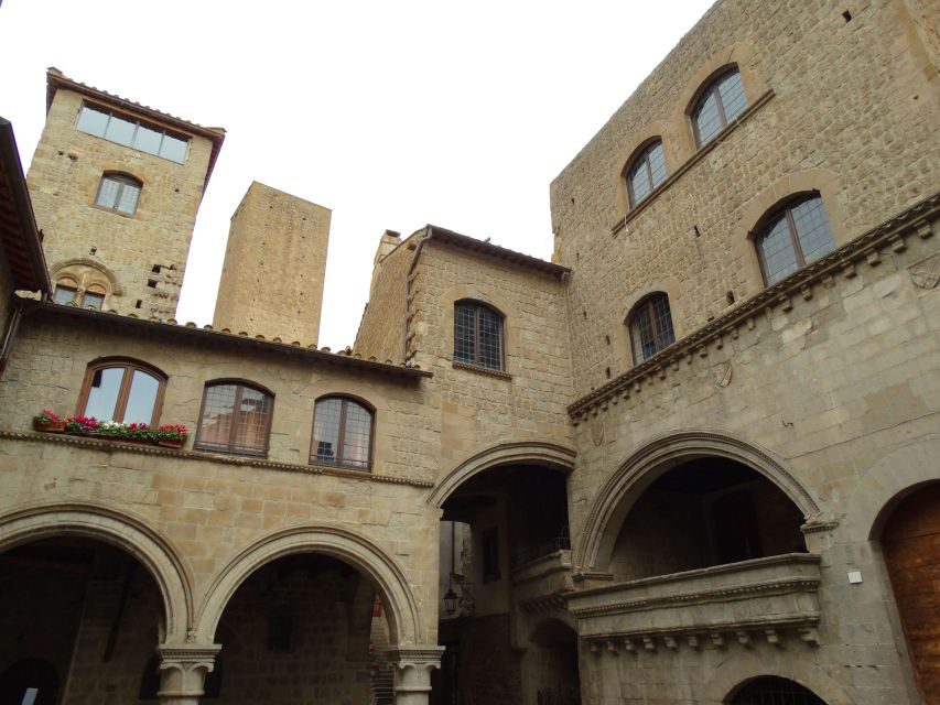 Viterbo private tour: Guided Historic Walking Tour