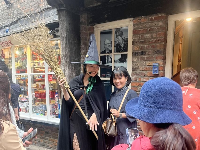 York: Witches and History Old Town Walking Tour