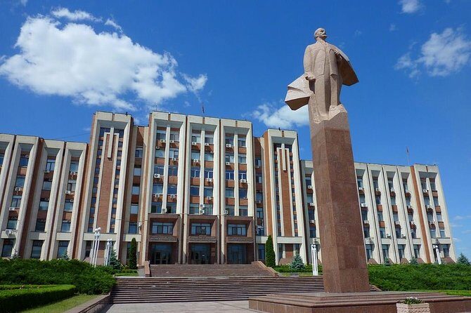 2 Excursions in One Day - Cricova Winery,Tiraspol City and Bender Fortress!