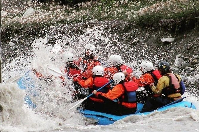 4 Hr Kennicott Glacial Lake & River Raft - The Experience in Detail: For the Curious Traveler