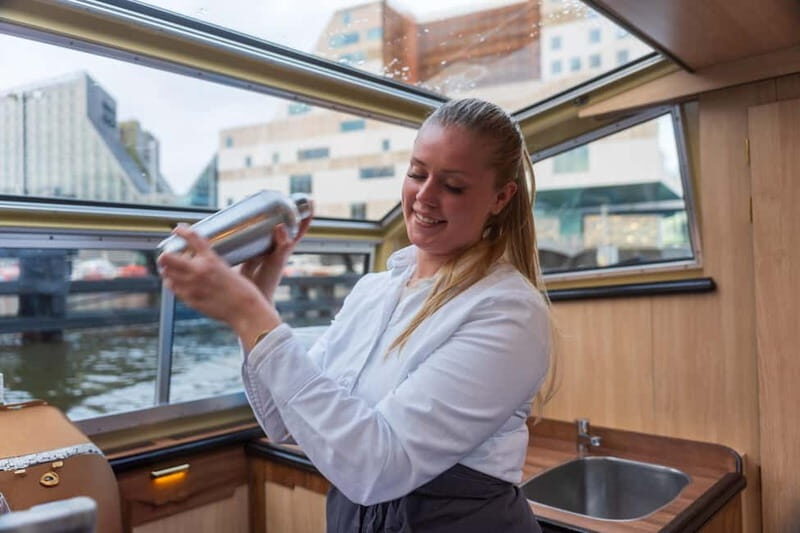 Amsterdam: Evening Cocktail Cruise Along The Canals - Who Will Enjoy This Cruise?