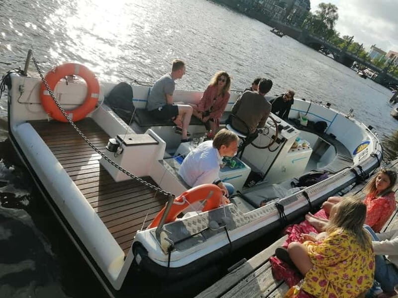 Amsterdam: The Bulldog Boat Bring Your Own Booze Cruise - Practical Tips for Enjoying the Cruise
