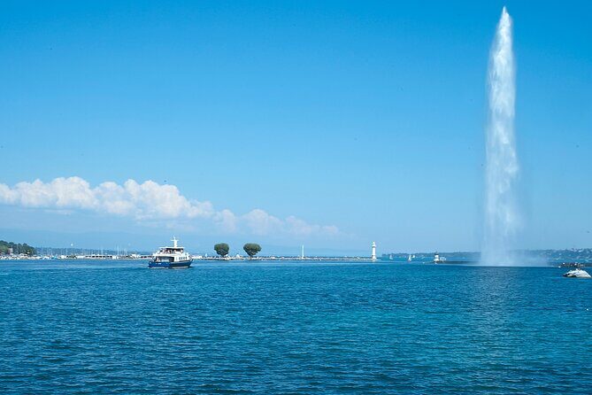 Audioguided sightseeing cruise of Geneva