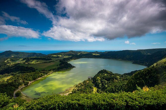 Canoeing at Furnas Lake