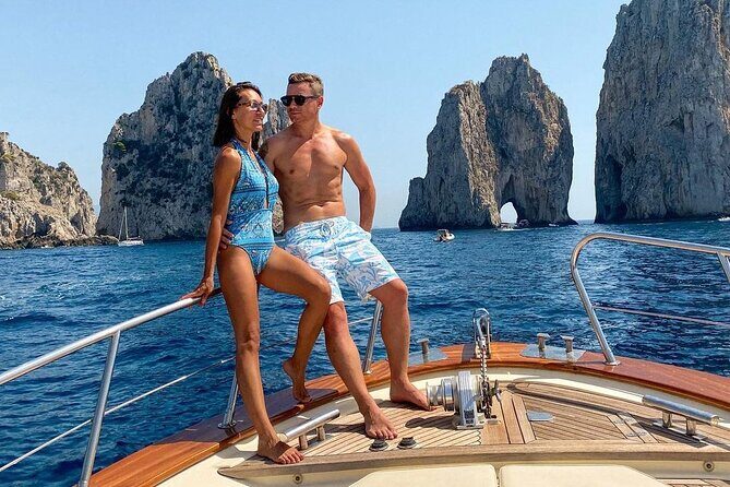 Capri: discover the beauties of the island aboard a Luxury Boat - The Itinerary in Detail