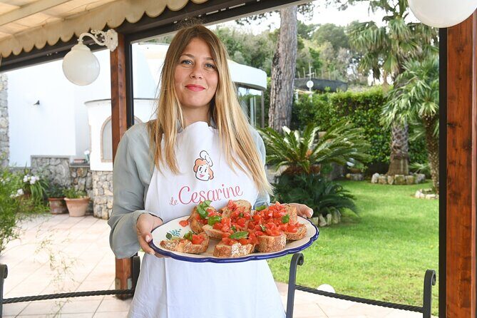 Cesarine: Dining & Cooking Demo at Local's Home in Naples