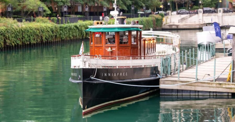 Chicago: Historic Architecture Chicago River Small Boat Tour - Who Would Love This Tour?
