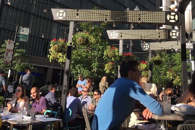 Classic Chicago Food Lovers Tour in River North - What’s Included and Not