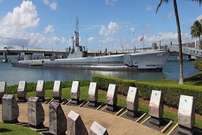 Complete Pearl Harbor Experience Tour Departing Kauai - Exploring the Hawaiian Culture and Honolulu