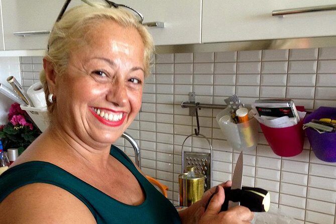Cook with a Local: Private Home Cooking Class In Istanbul