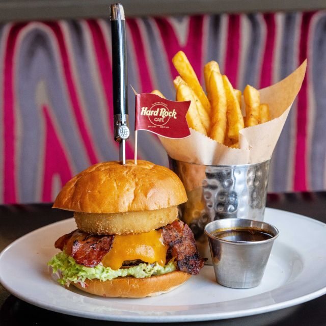 Copenhagen: Hard Rock Cafe with Set Menu for Lunch or Dinner