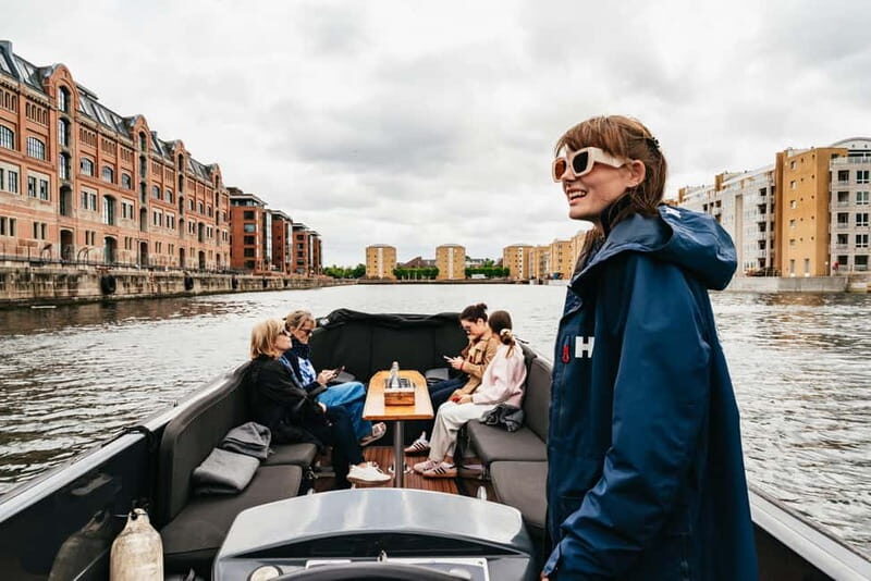 Copenhagen: Old Canals and Hidden Gems Social Boat Tour