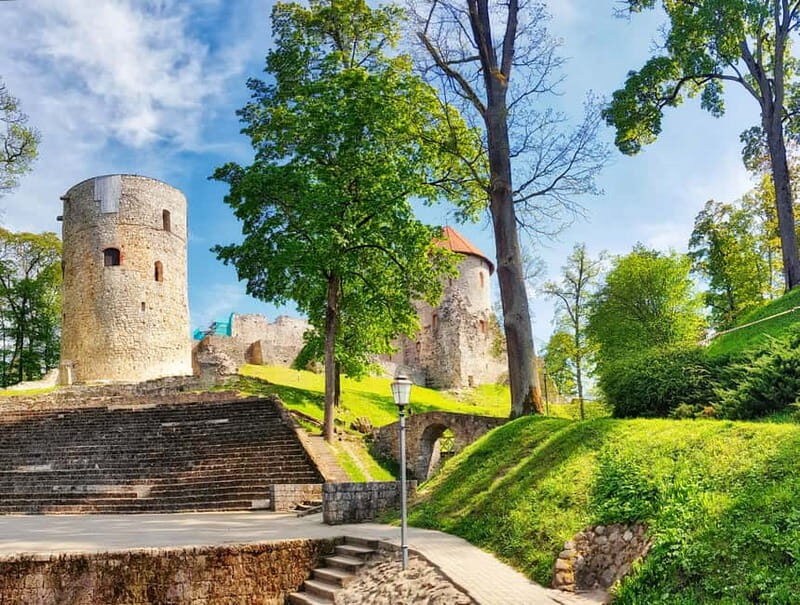 Csis, Lgatne & Sigulda Tour: Must-see Highlights