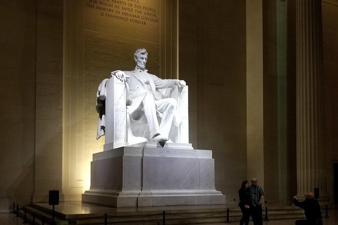 DC Smartphone Photo Safari at Night - Exploring Washington DC by night: A detailed review