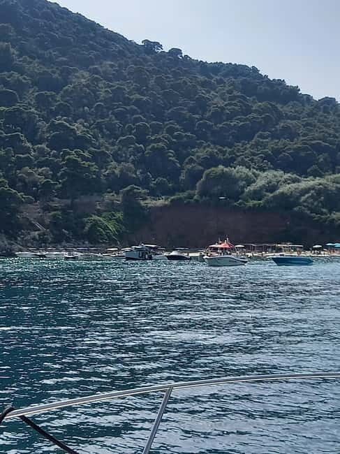 Dubrovnik: Hvar Island Luxury Mini Yacht Tour - What to Expect from the Hvar Mini Yacht Tour