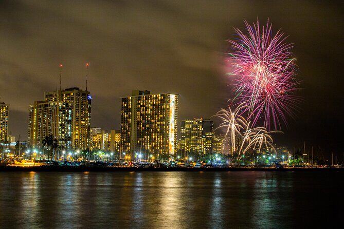 Friday Night Waikiki Fireworks Catamaran Cruise - Detailed Analysis of the Experience