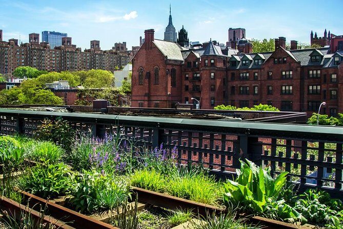 Highline and Chelsea Markets Tour - Exploring the High Line and Chelsea Neighborhood
