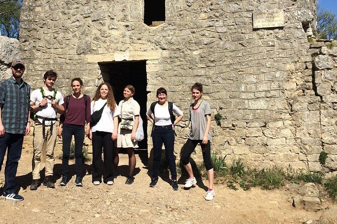 Hike to the top of "Pic Saint Loup", wine & food