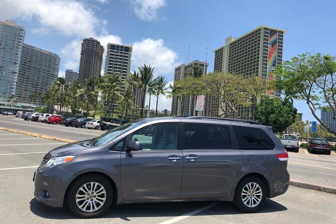 Honolulu Airport & Waikiki Hotels Private Transfer by Minivan (up to 5 people) - The Sum Up