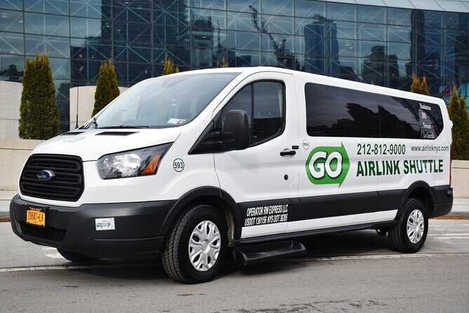 JFK to Manhattan: One Way Shared Arrival Transfer - An Honest Look at the Experience