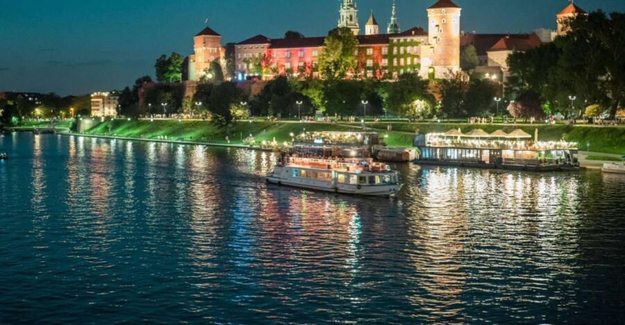 Krakow: Evening Cruise with a Glass of Wine