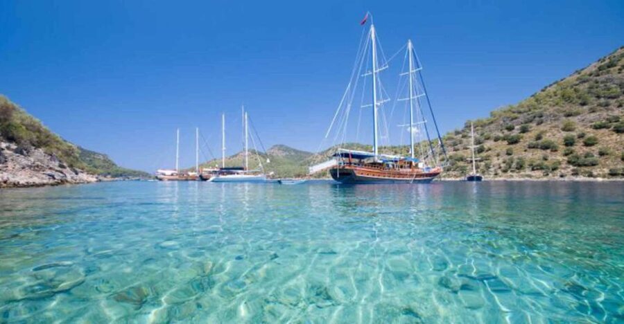 Kusadasi: Boat Trip with Lunch and Transfer