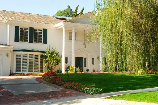 LA's Iconic Tour: Celeb Homes, Walk of Fame, Rodeo & Santa Monica - Highlights of the Itinerary