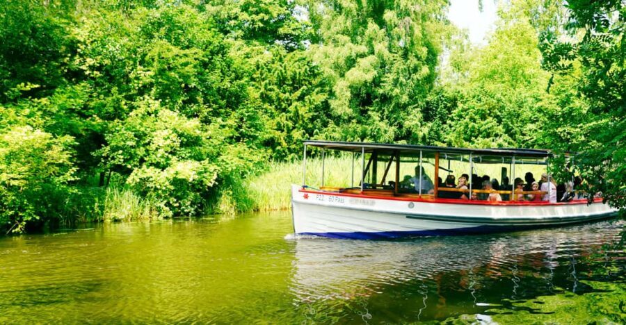 Lyngby & Bagsværd Lake: Baadfarten Boat Ride