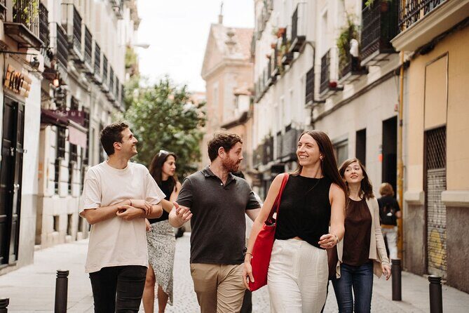 Madrid Evening Tapas and Wine Guided Tour