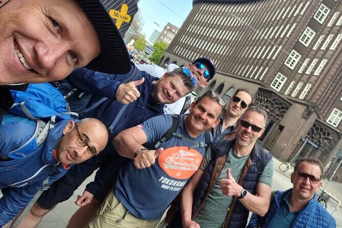 Mister X Hamburg 2h city tour, hunting & games for all ages