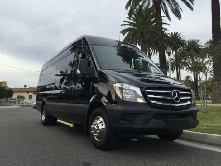 Montgomery-Gibbs Airport: Shuttle Service to Oceanside - Why This Shuttle Service Offers Good Value
