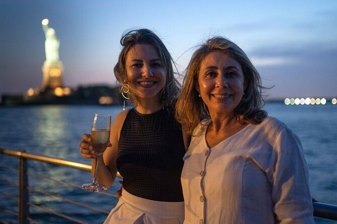 Mother's Day Signature Dinner Cruise in New York - What Travelers Are Saying