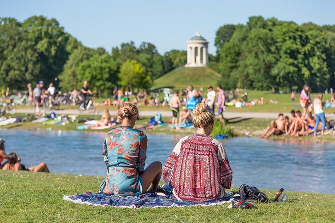 Munich History Tour: Private & Personalized with a Local Guide
