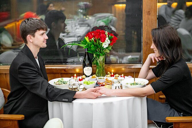 New York City Valentine's Dinner Cruise on the Hudson River - Dining Experience: From Charcuterie to Desserts