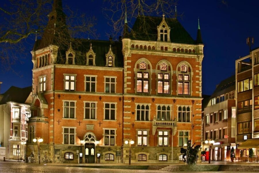 Oldenburg: "Beschwipste" Nachtwächter-Führung (mit Umtrunk)
