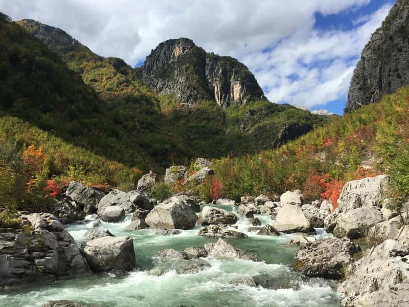 Pass Valbona - Theth: Albanian Alps in a 3-Day Trip