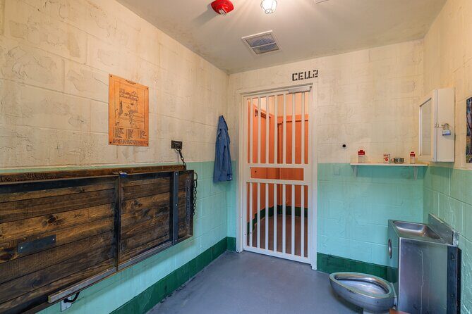 Prison Break Alcatraz Escape Room in Fisherman's Wharf - Who Will Love This Experience?
