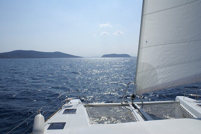 Private Catamaran Tour: Lisbon coast cruise with barbecue and drinks