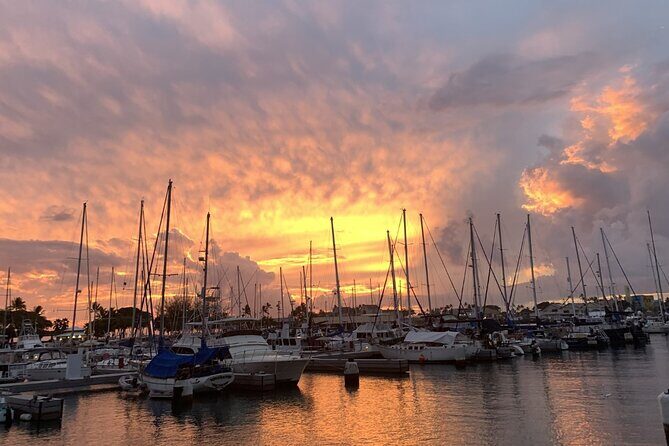 Private Sunset Boat Cruise in Waikiki Honolulu - What Travelers Love and What to Consider