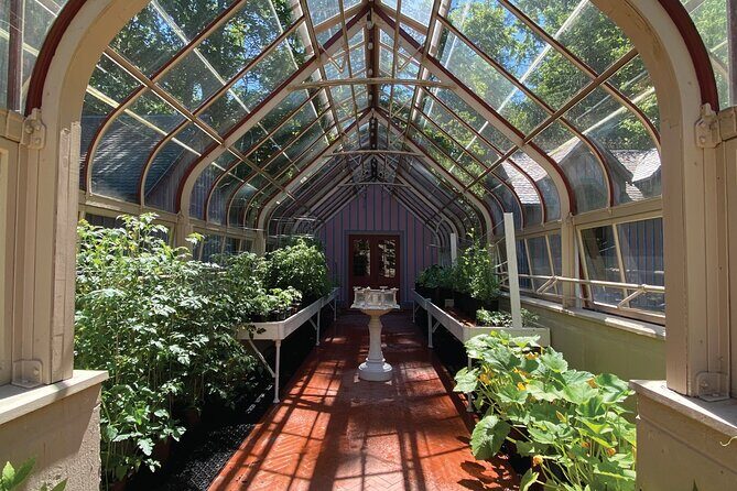 Private Tour of The Armour-Stiner Octagon House in New York - Who Should Consider This Tour?