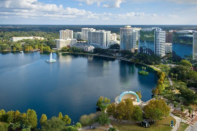 Private Transfer from Vistana Centre Drive to Orlando-Sanford (SFB) Airport - Who Is This Transfer Best For?
