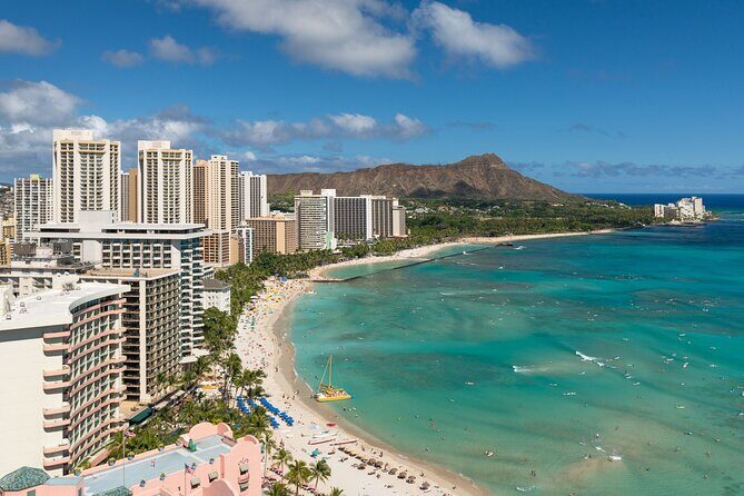 Private Transfer: Honolulu Airport HNL to Honolulu in Sedan Car - Vehicle Comfort and Features